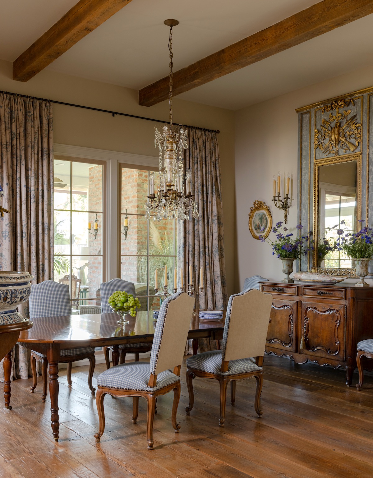 Acadian and Creole Style with a French Accent - Flower Magazine