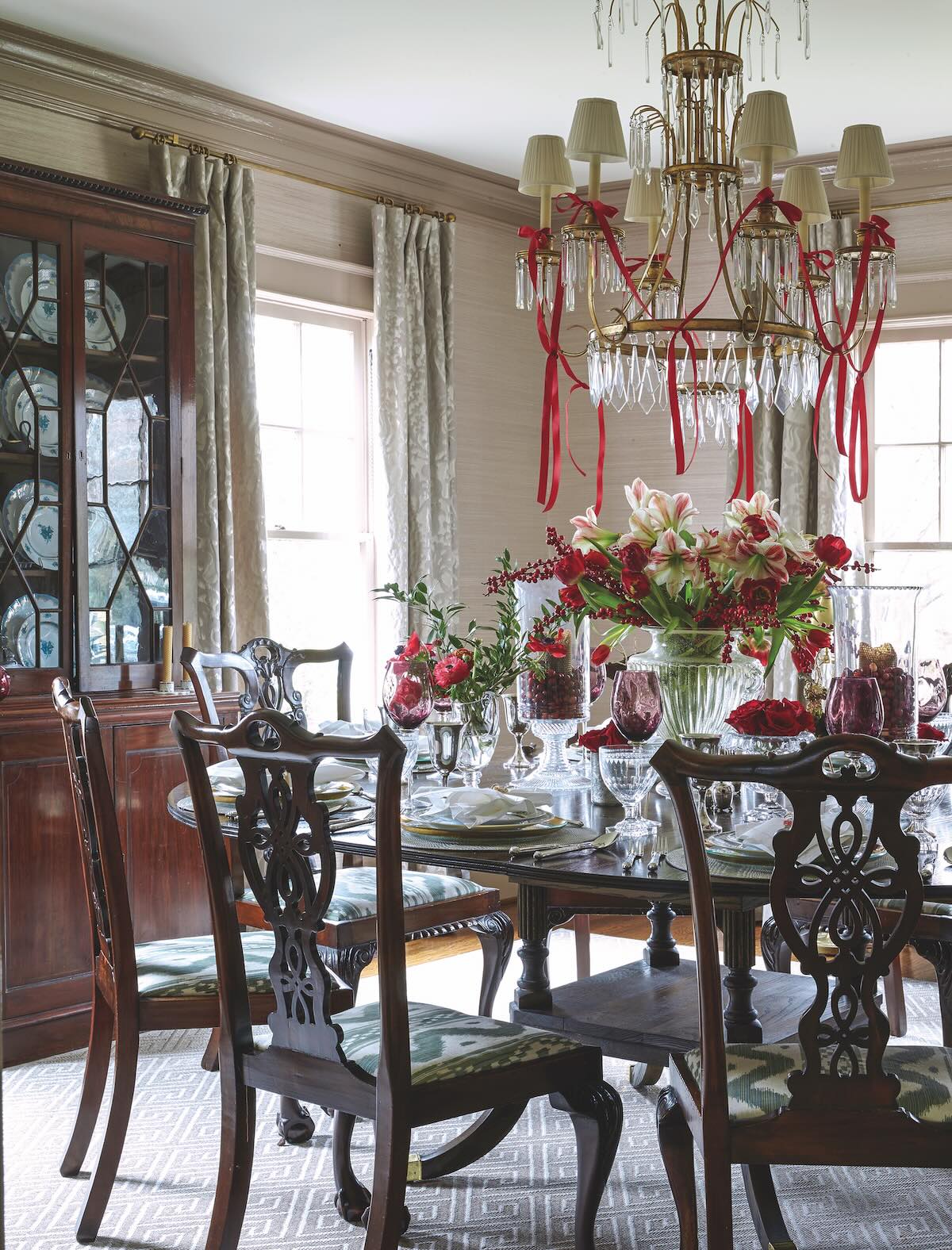 A Classic Christmas with Mark Kennamer - Flower Magazine